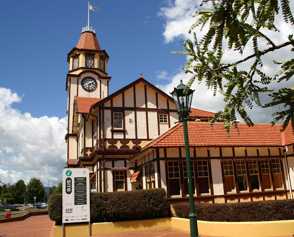 Elocker Case Studies - Storage Lockers and Click and Collect Lockers ...